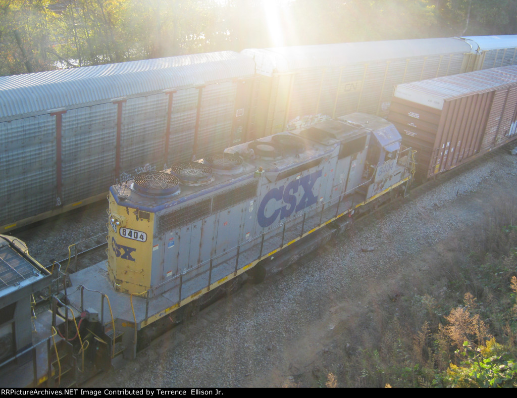 CSX SD40-2 8404